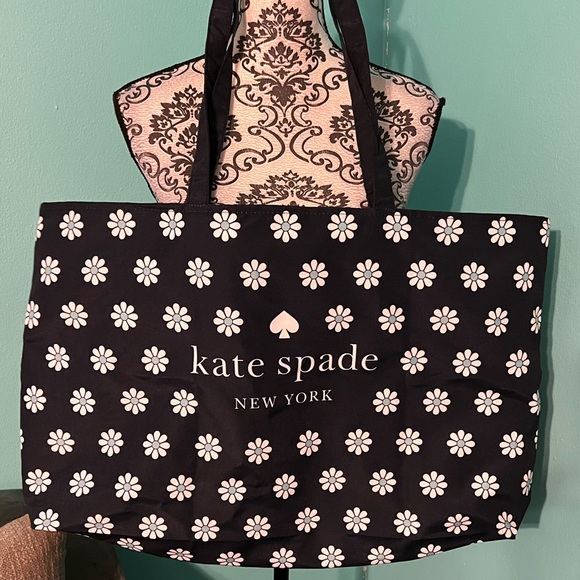 kate spade | Bags | Euc Kate Spade Daisy Tote | Poshmark